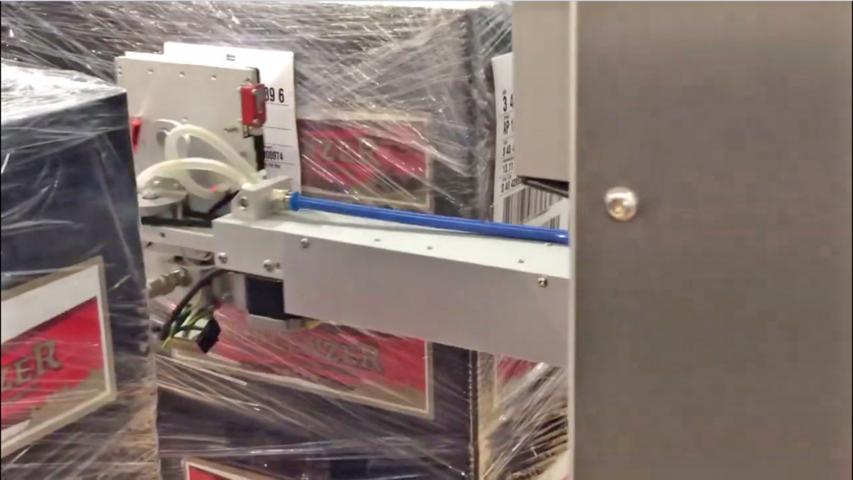 Pallet labeller AP182 - Brick and Tile Industry International