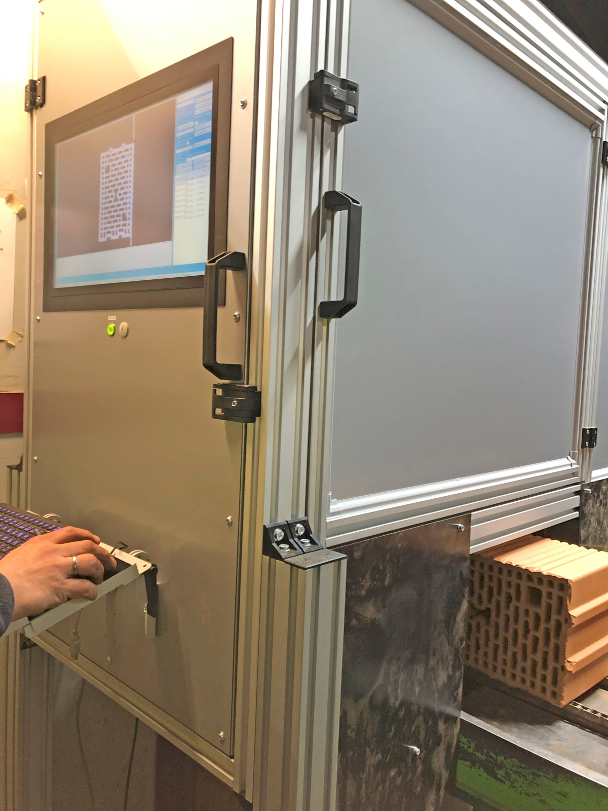 Block Brick Inspection System - Brick and Tile Industry International