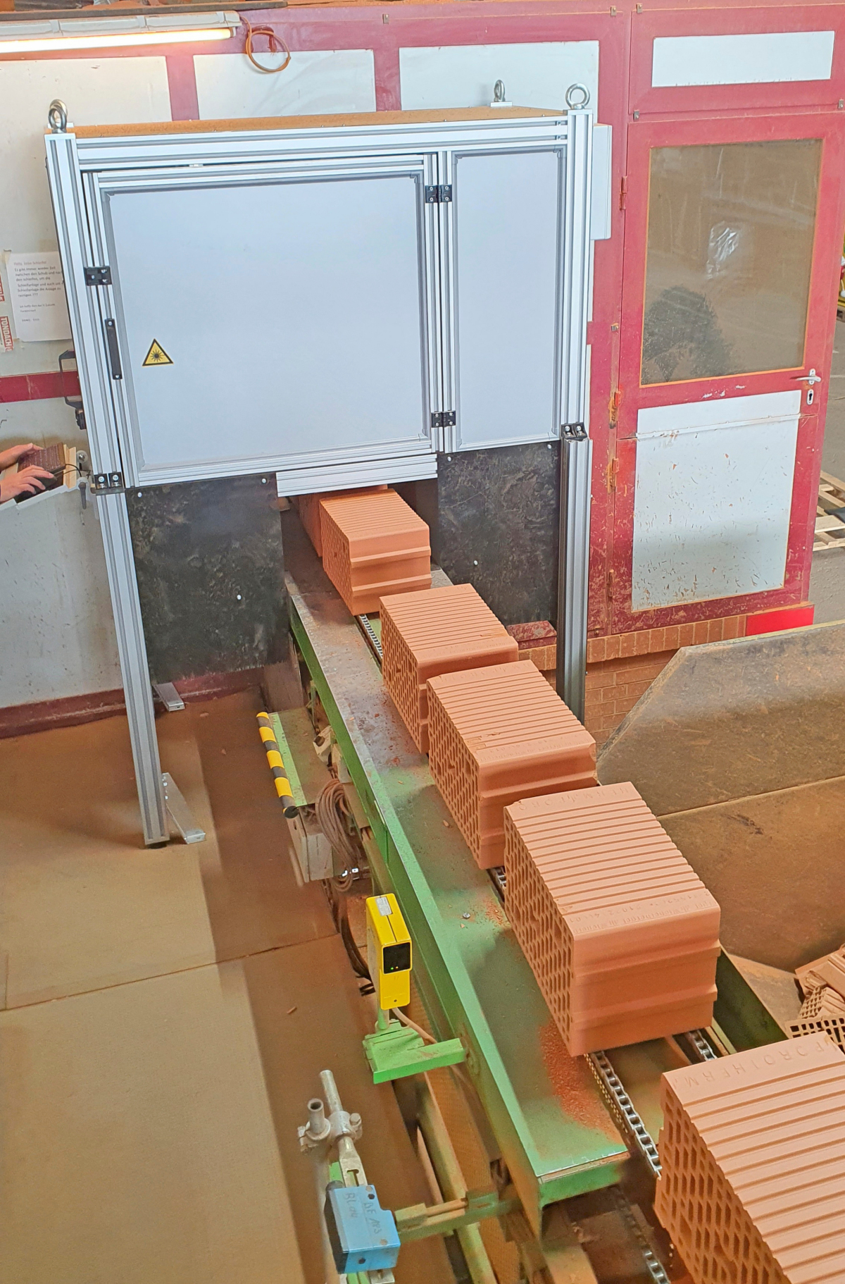 Block Brick Inspection System - Brick and Tile Industry International
