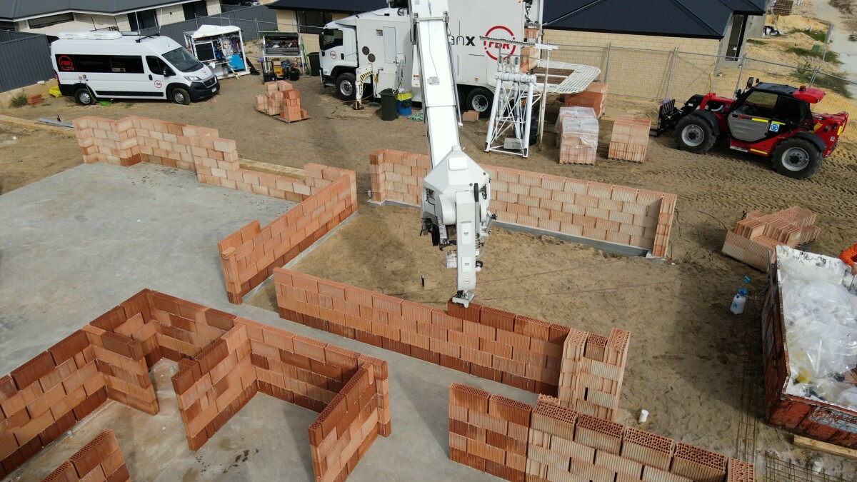 Automated wall construction - Hadrian X construction robot erects walls ...